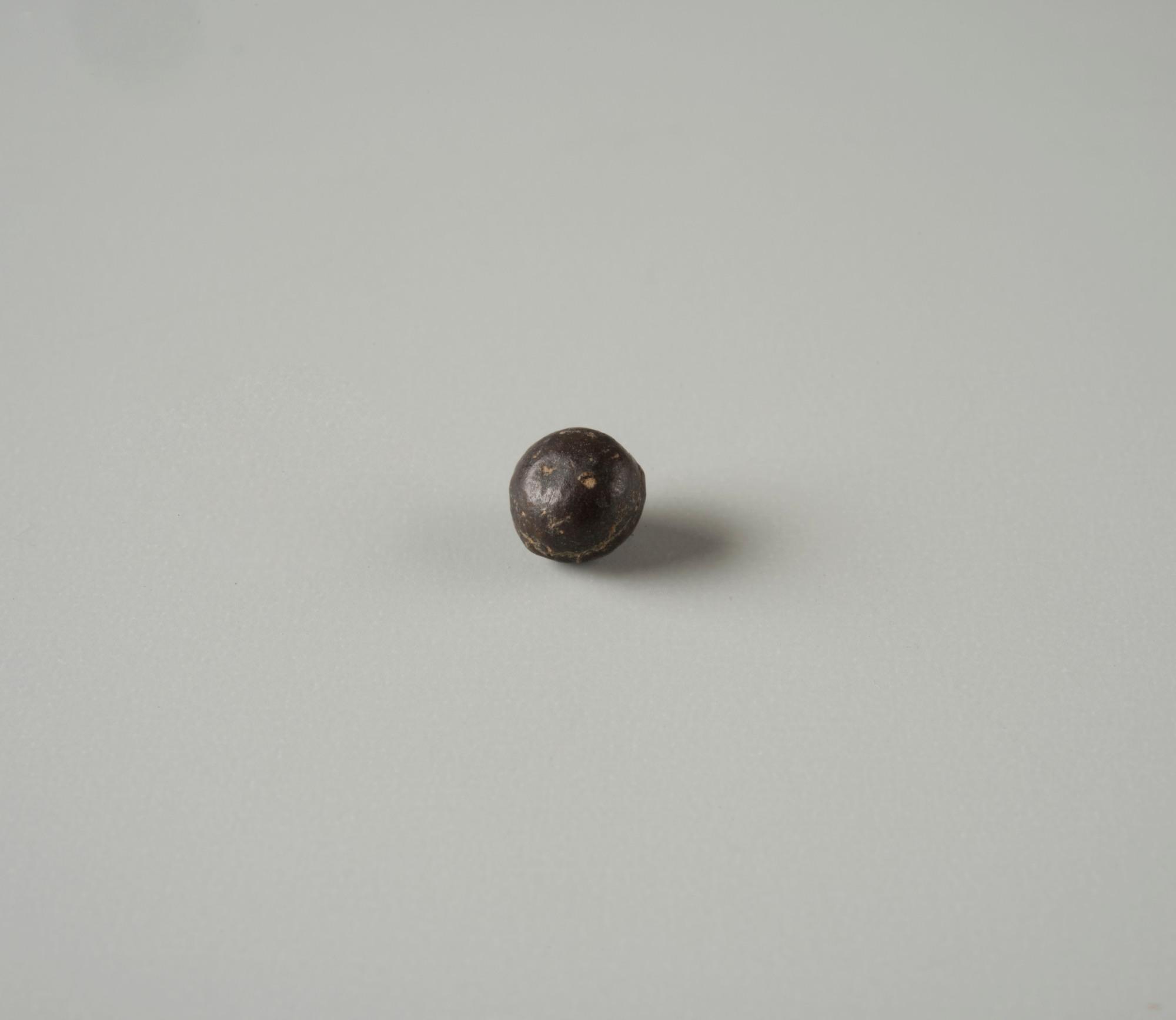 Small cast lead shot with visible seam | George Washington's Mount Vernon