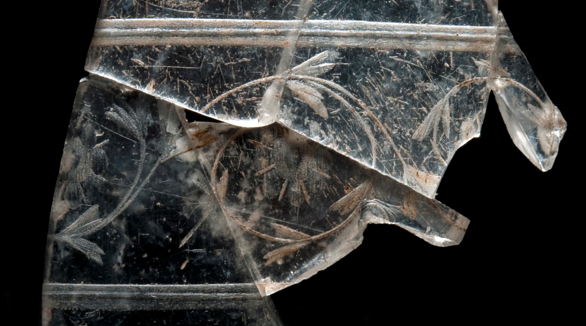 Copper-wheel engraved decanter body. | George Washington's Mount Vernon